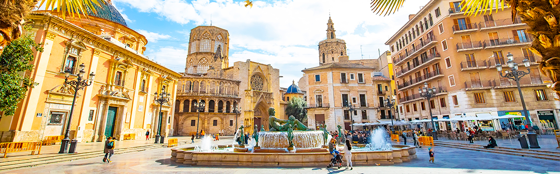 Trenes a Valencia baratos para el mejor precio | OUIGO
